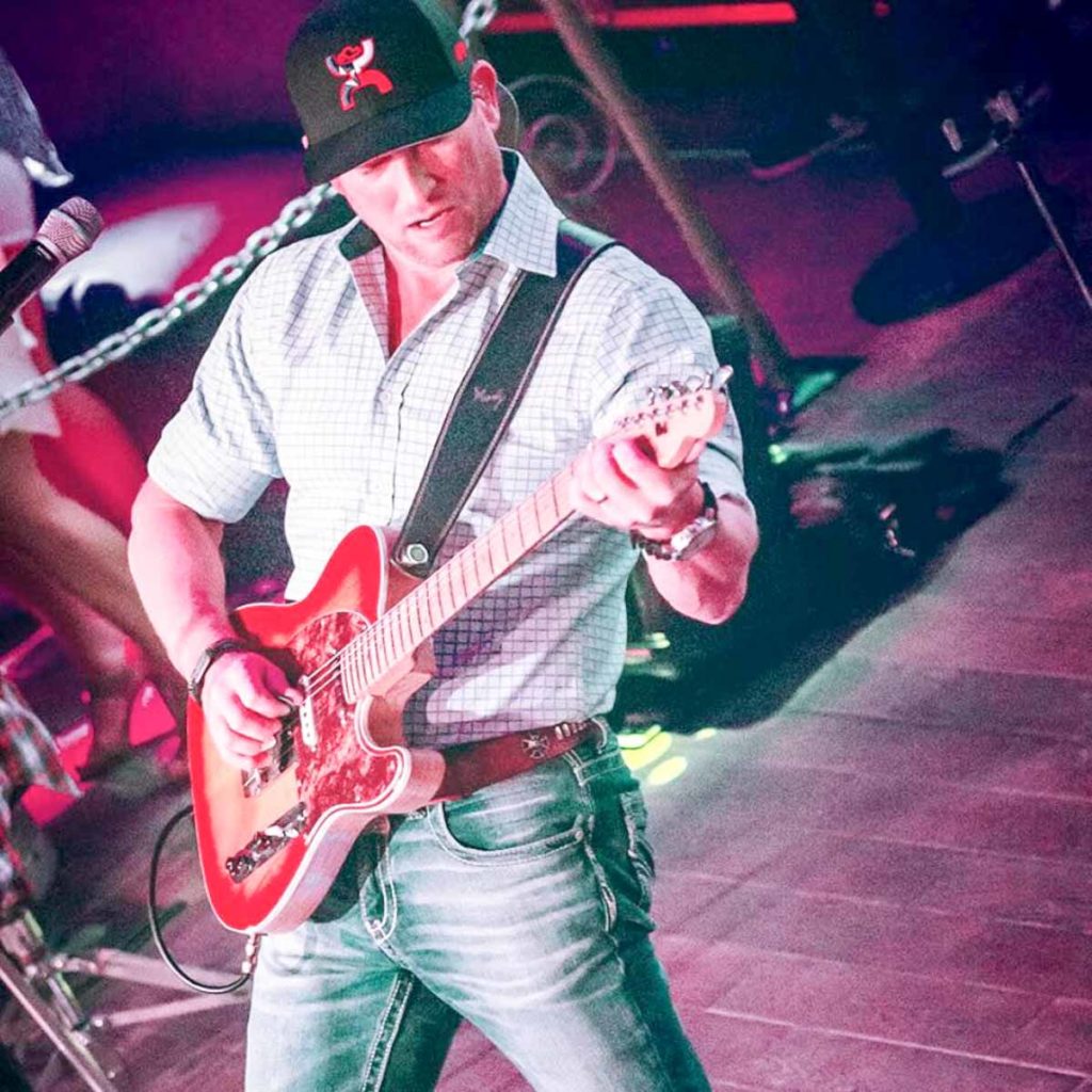 High energy and dance defines Scotty Alexander co-headlining, Tropicana ...