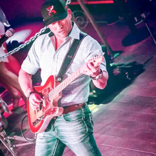 High energy and dance defines Scotty Alexander co-headlining, Tropicana ...