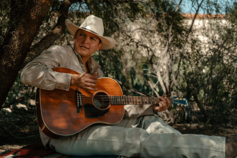 Matt Castillo Stays True to Country Music - Cowboy Lifestyle Network