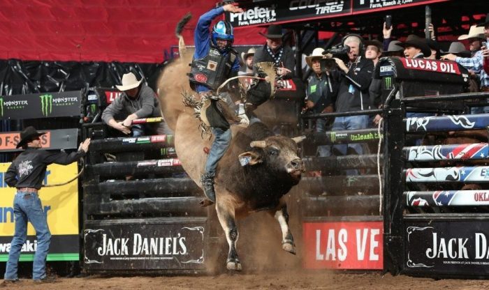 Oklahoman Ryan Dirteater Returns to PBR Competition in Tulsa on Oct. 10 ...