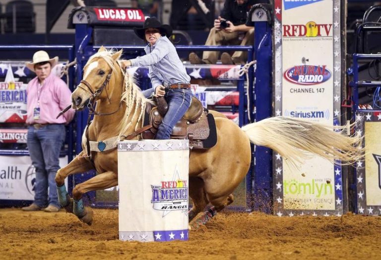 Jess Lockwood and Hailey Kinsel Are Locking it Down! - Cowboy Lifestyle ...