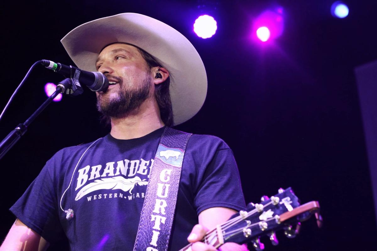 Las Vegas: Country Music Proving Grounds - Cowboy Lifestyle Network