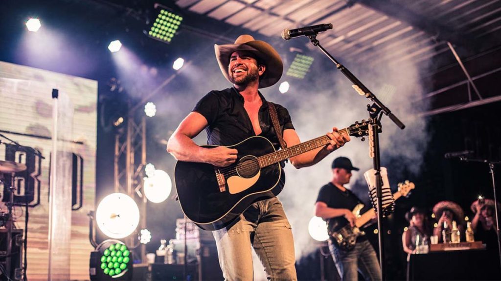 Jon Wolfe: Feels Like Country Music - Cowboy Lifestyle Network