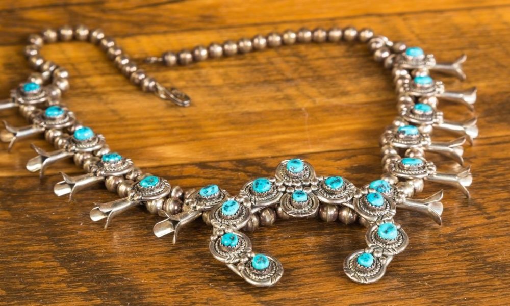 Ak-Chin Indian Community Artist Enjoys Working for his Community ...