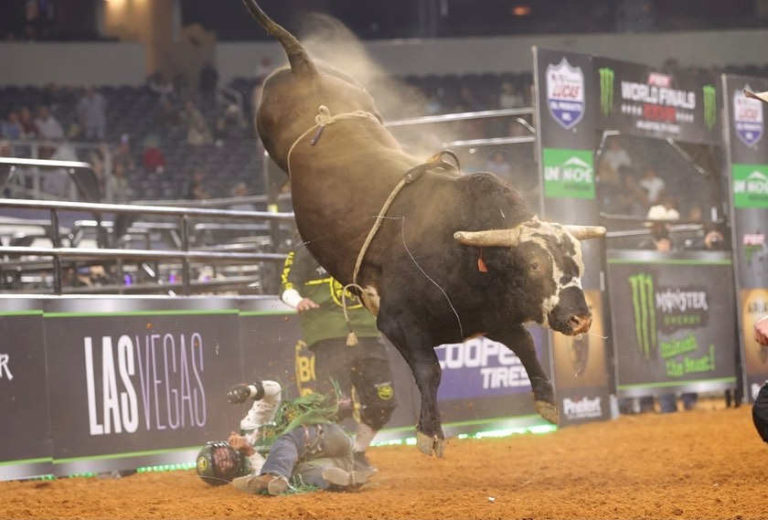 Chad Berger Bucking Bulls Takes on PBR World Finals - Cowboy Lifestyle ...