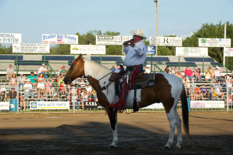 Mike Mathis Takes on Helotes Cornyval & PRCA Rodeo 2022 - Cowboy ...