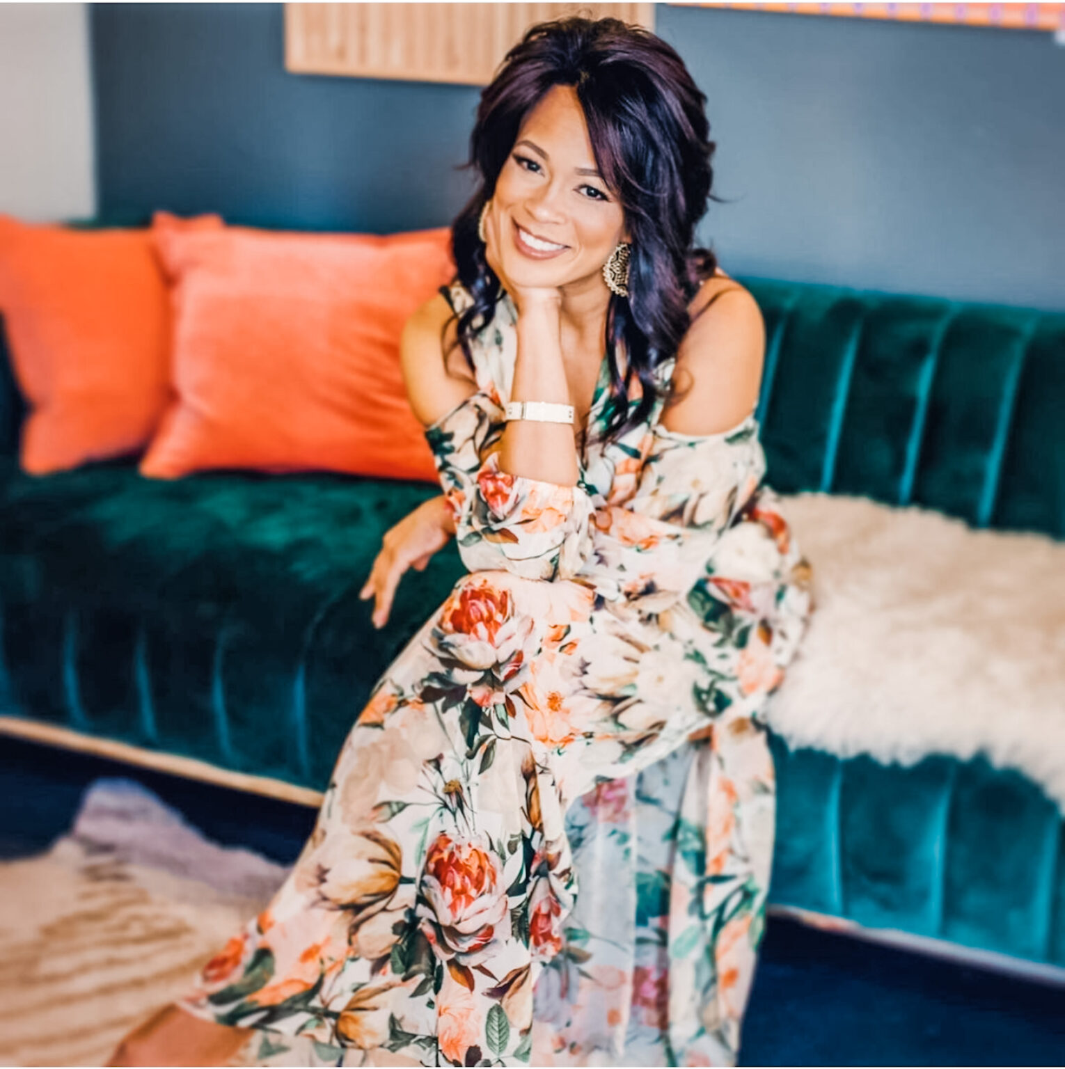 Retired News Anchor, Fanchon Stinger Taking the Western Industry by Storm