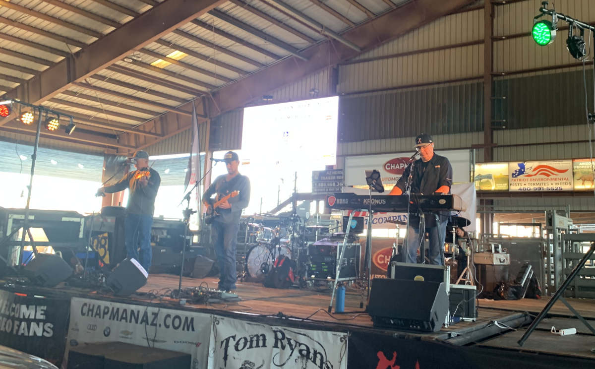 Queen Creek Xtreme Bulls Returns to Horseshoe Park & Equestrian Centre ...